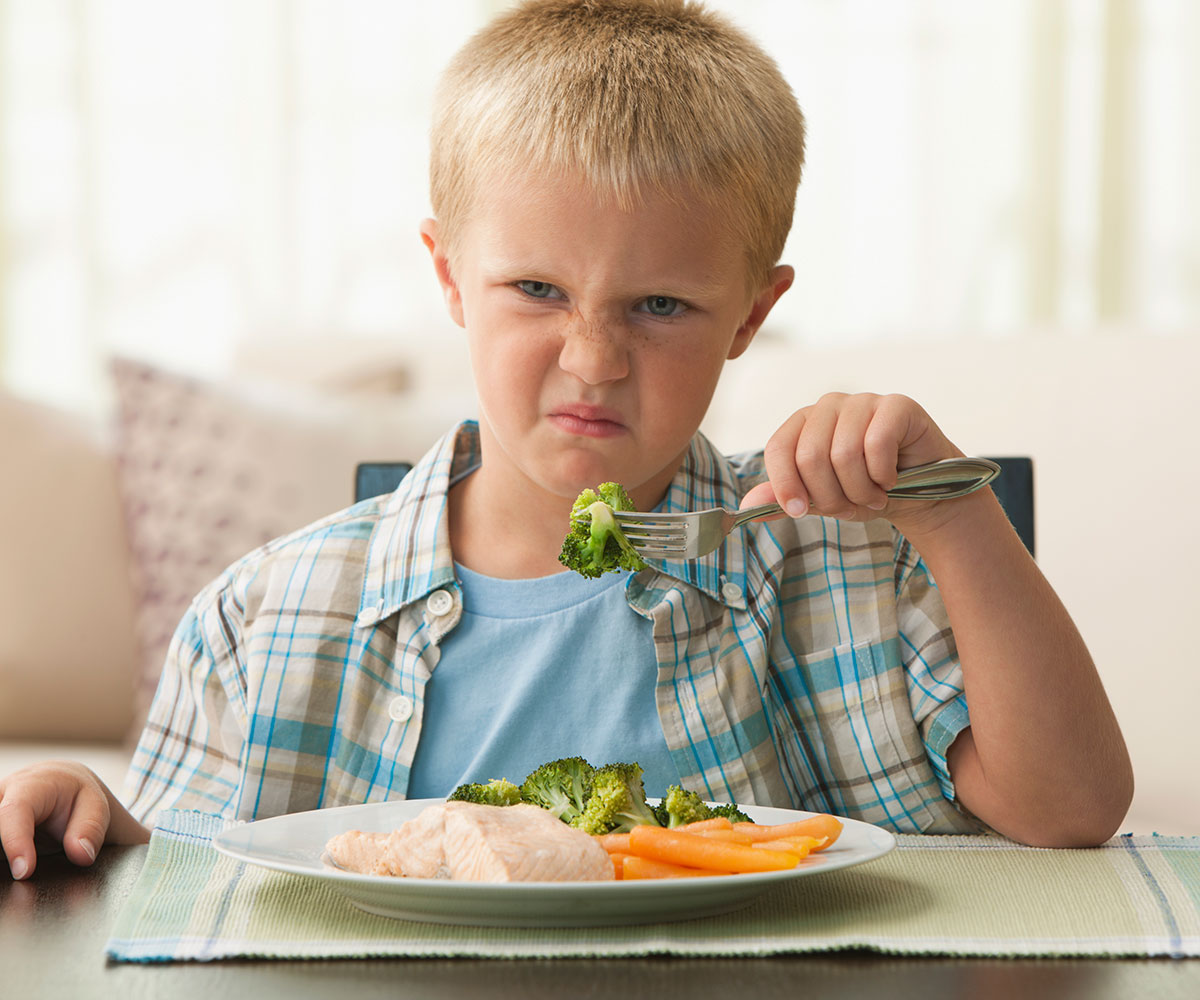 How to avoid the fussy eater trap and get fussy eaters to try new things