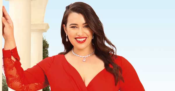 Meet Isabella Moore: plus-size model and opera star set to make her ...