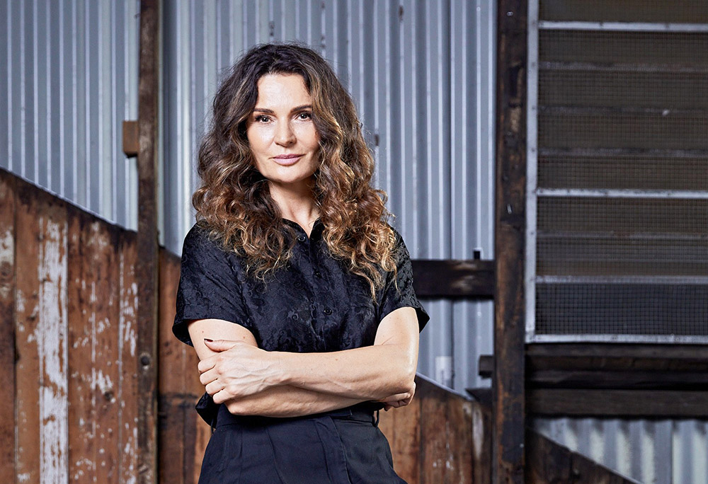 Danielle Cormack's brave mission into a warzone