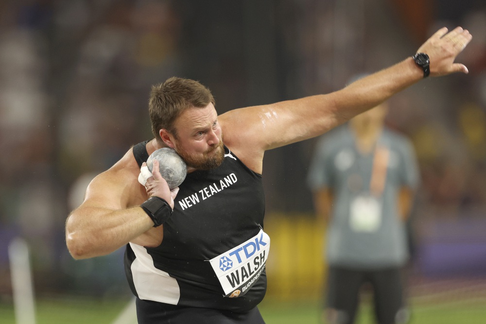 See Tom Walsh and wife Dana's stunning Christchurch wedding