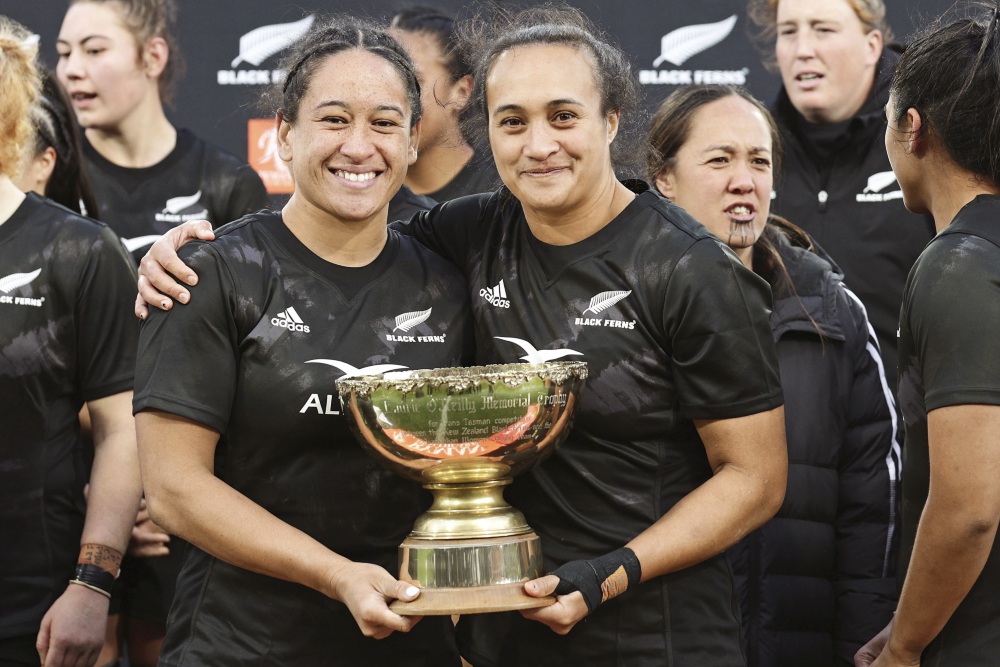 Black Fern Kennedy Simon's dreamy engagement to Solomone Tukuafu